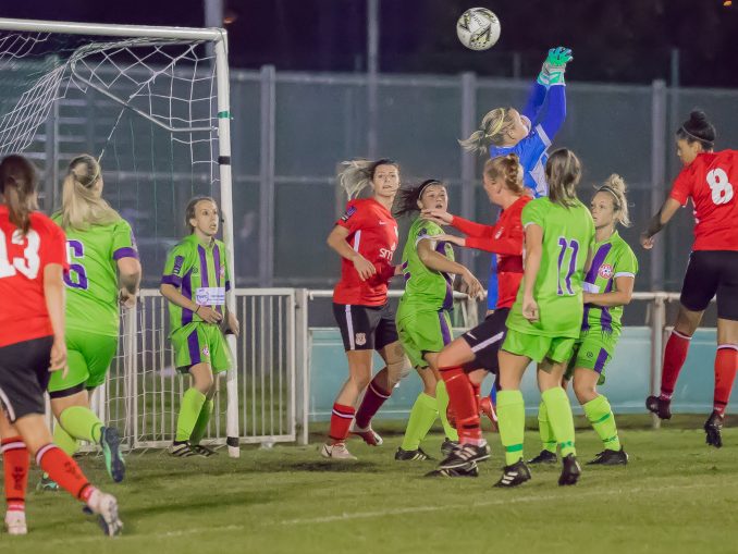 Jess Fishlock suffers ACL injury - SheKicks