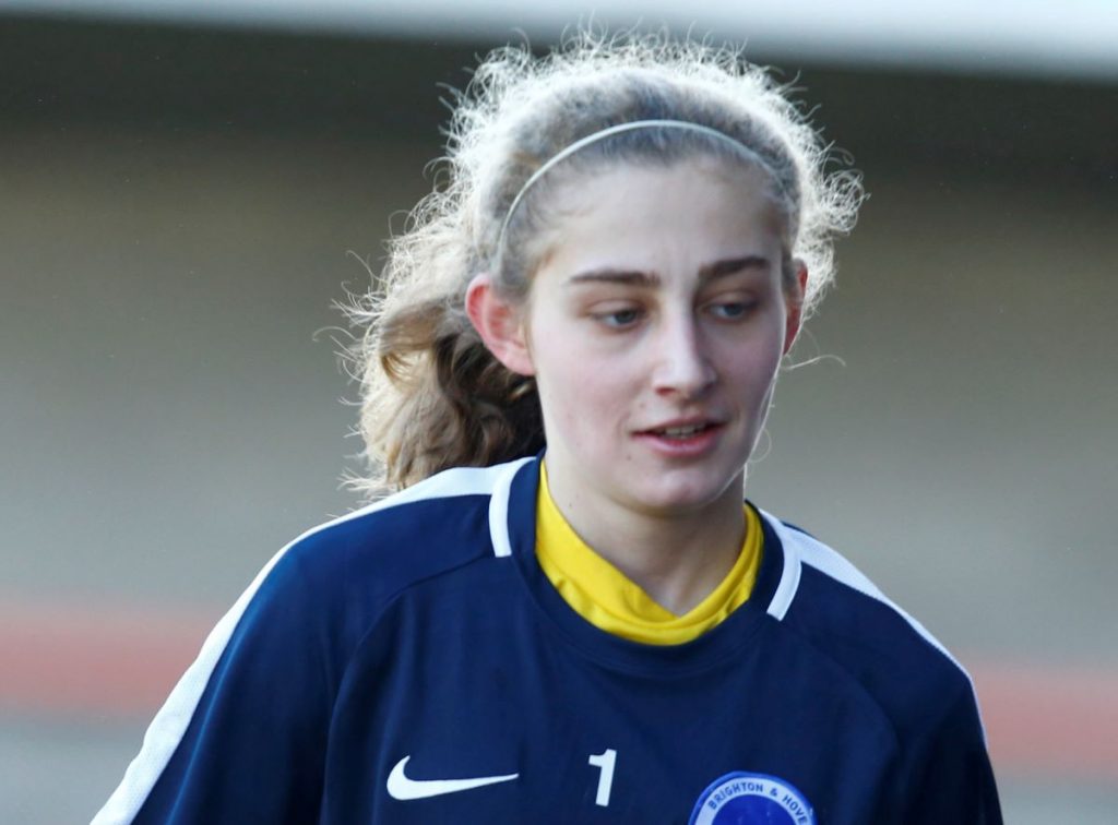 Lewes land keeper Laura Hartley - SheKicks