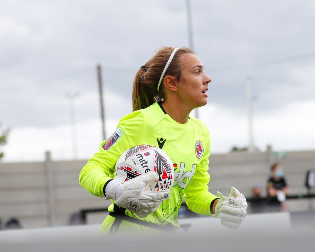 Reading Women's goalkeeper Grace Moloney signs contract extension ...