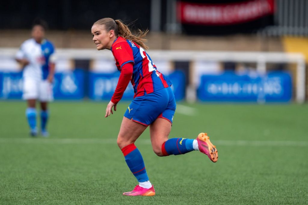 West Ham Women sign young forward Alex Hennessy - SheKicks