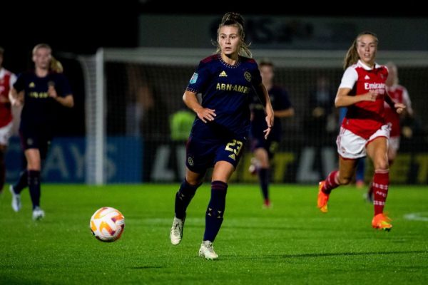 Arsenal Women add Netherlands international Pelova - SheKicks