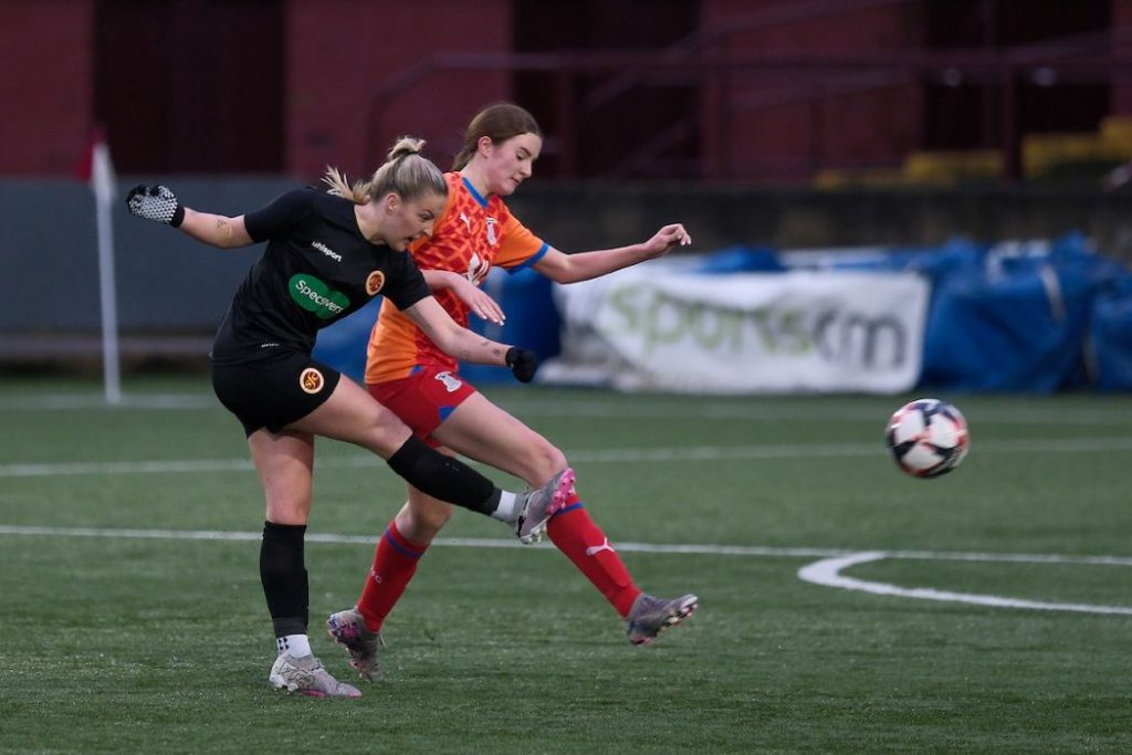 Stenhousemuir and Renfrew move into top half of Championship - SheKicks