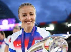 Arsenal defender Leah Williamson makes step closer to return