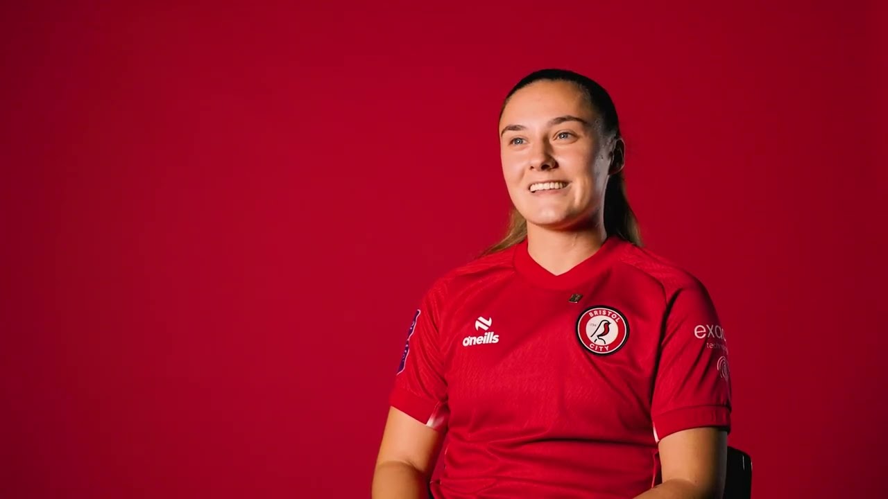 Bristol City women sign West Ham duo on loan for the season